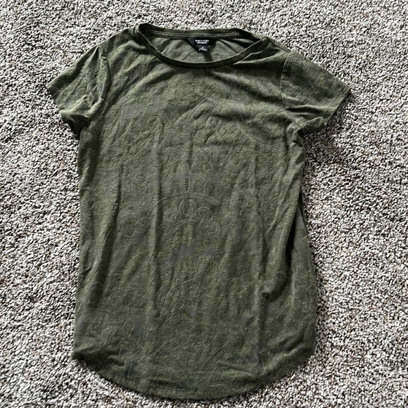 Simply Vera Vera Wang | Tops | Olive Green Vera Wang Top | Poshmark